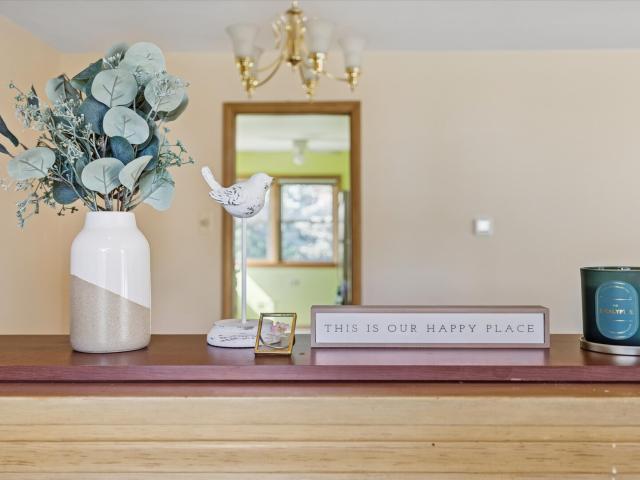 570 S Fairfield Avenue