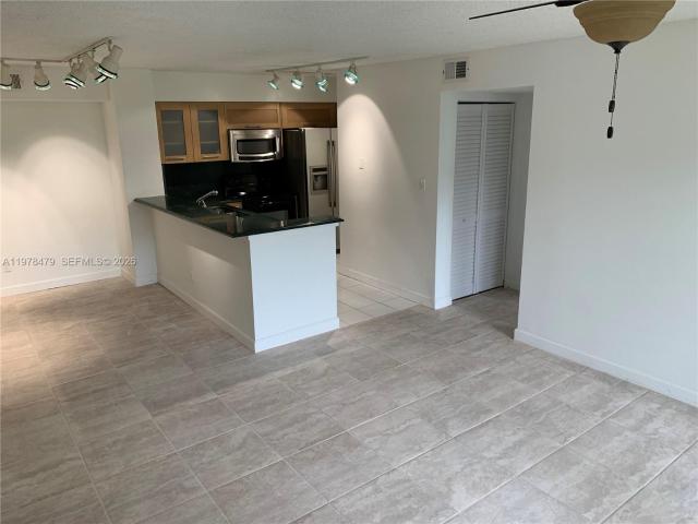 570 S Park Rd, Unit 136, Hollywood, FL 33021 | MLS #A11978