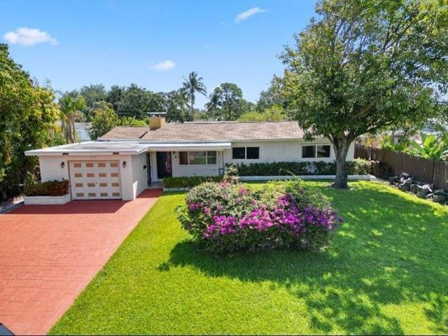 570 SE 2nd Ave, Pompano Beach, FL 33060