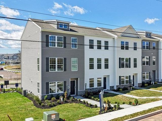 570 Swamp Creek Rd, Bechtelsville, PA 19505