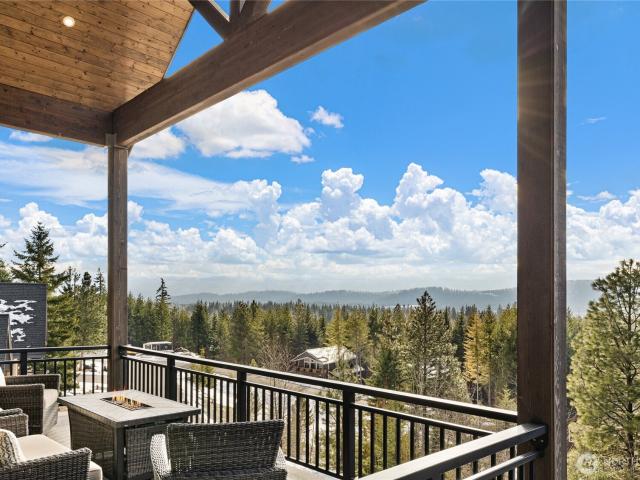 570 Paintbrush Lane