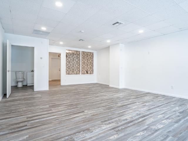 570 Putnam Pike