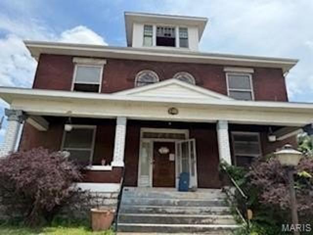 570 Washington Pl, East Saint Louis, IL 62205