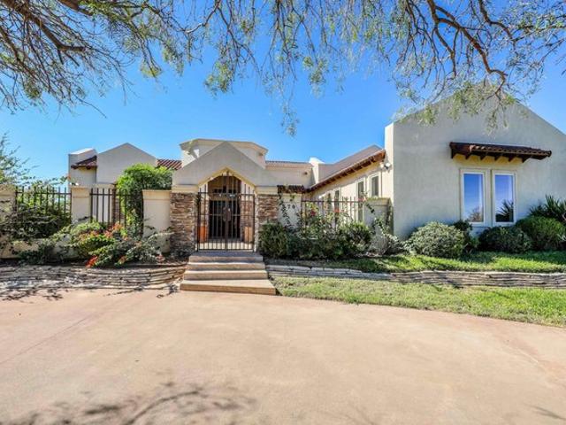 570 Well Ln, Laredo, TX 78045