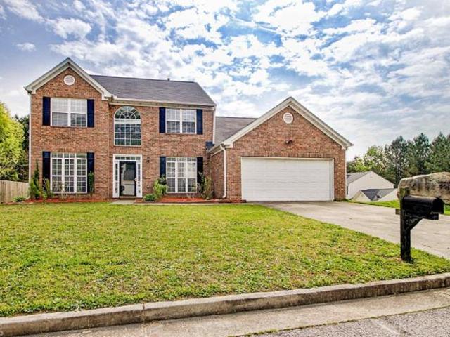 5714 Old Carriage Dr, South Fulton, GA 30349