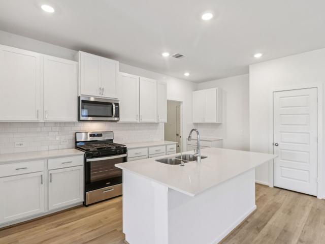 5714 Adamite Way, Houston, TX 77048 | MLS #57387 | Compass