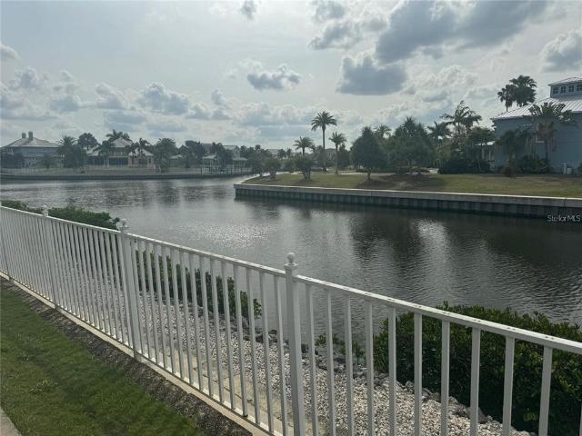 5714 Tides Pl, Apollo Beach, FL 33572 | MLS #TB8490 | Compass
