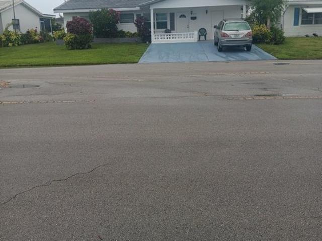 5715 NW 84th Ter, Tamarac, FL 33321