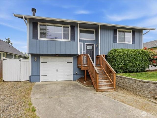 5715 N 46th St, Tacoma, WA 98407