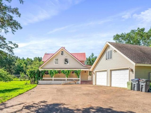5716 Lakewood Rd, Duluth, MN 55804