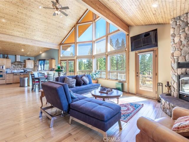 5716 Palmer Dr, Weed, CA 96094 | MLS #SN26034 | Compass