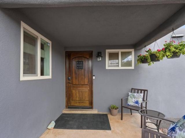 5717 Alegria Rd NW, Albuquerque, NM 87114