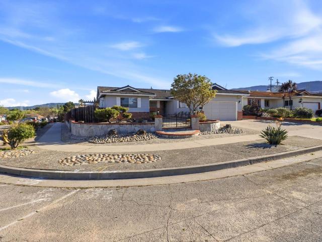 5717 Condor Cir, San Jose, CA 95118 | MLS #ML82038 | Compass