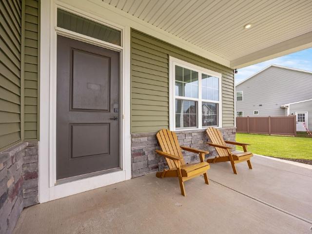 5718 Harness Hook Lane