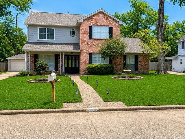 5718 Pine Arbor Dr, Houston, TX 77066