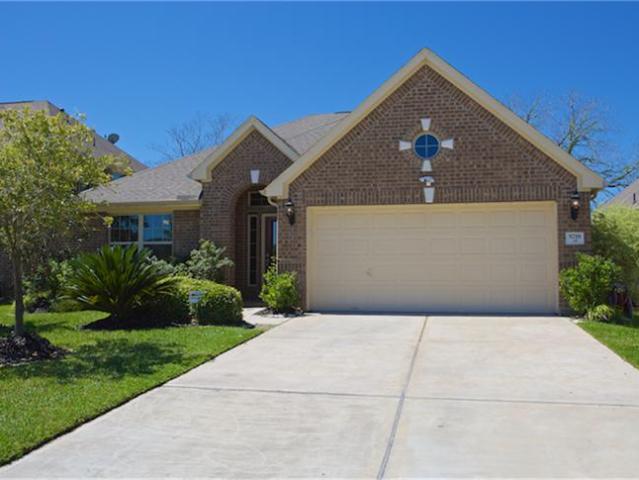 5718 Teal Grove Lane