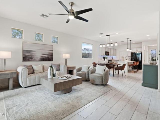 5718 W Jones Ave, Phoenix, AZ 85043