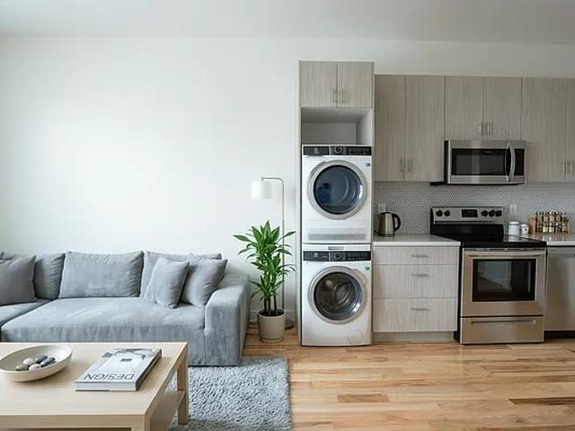 5718 3rd Avenue, Brooklyn, NY