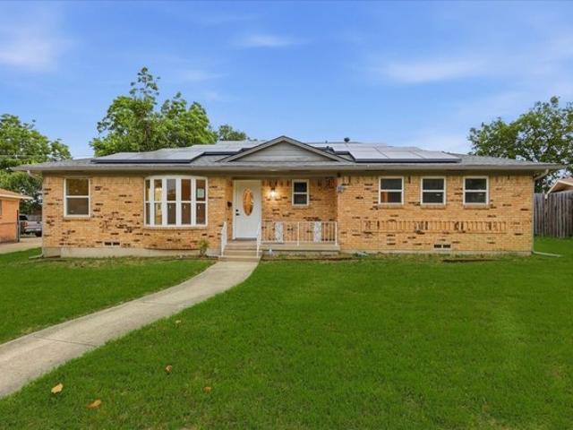 5719 Enchanted Ln, Dallas, TX 75227