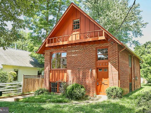 5719 6Th Street N