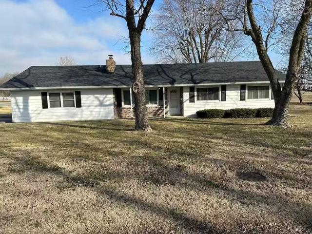 57100164 307 E Primrose Ln