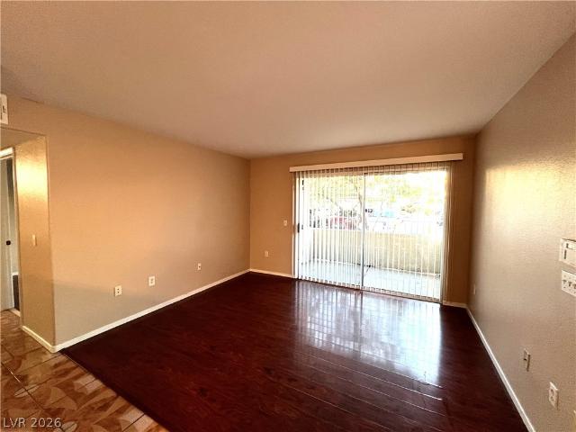 5710 E Tropicana Avenue 1136