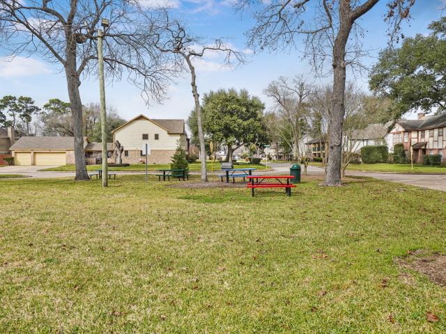 5710 Green Timbers Dr, Humble, TX 77346 | MLS #5537