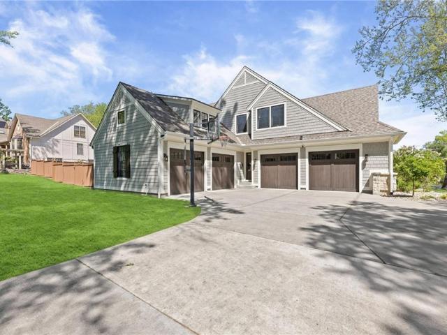 5710 Reinhardt Drive