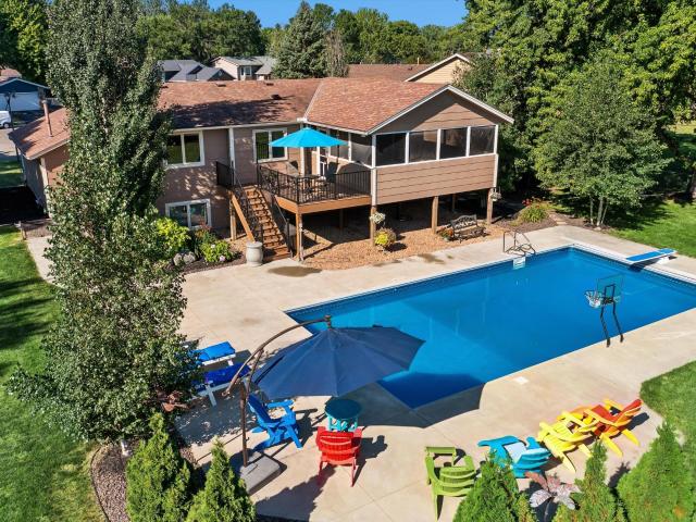 5710 W 139th Street