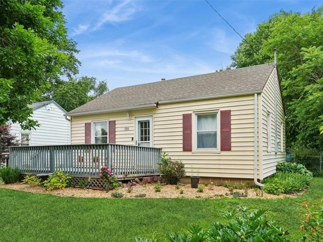 5711 Ovid Ave, Des Moines, IA 50310