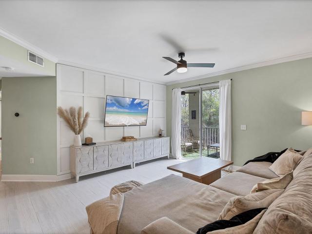 5711 Bentgrass Drive, 19 104, Sarasota, US, FL