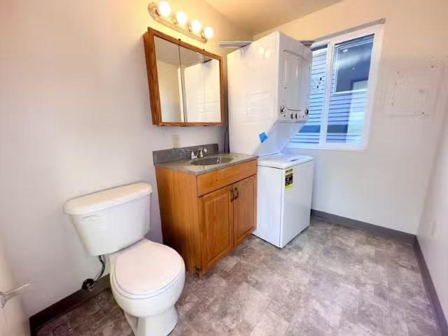 5711 Highway Place N101 5711 Highway Place