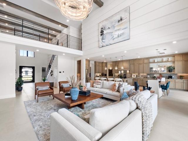 5711 Peach Grove Lane