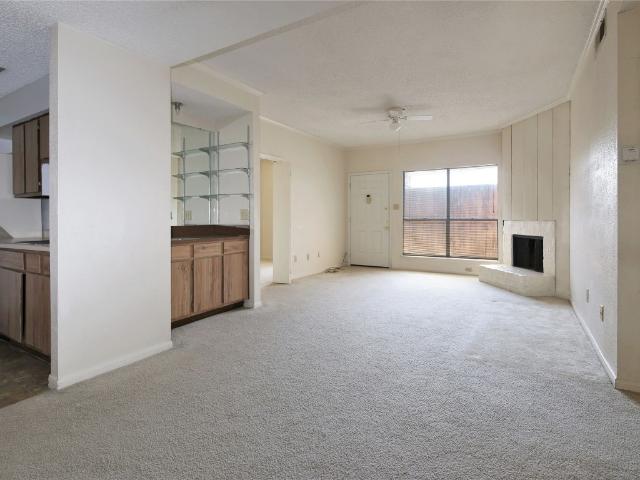 5711 Sugar Hill 95