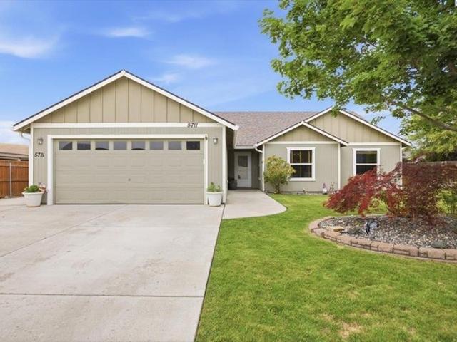5711 W Wailea Ct, West Richland, WA 99353
