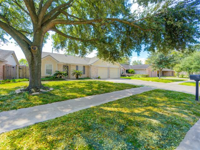 5711 Weeping Willow Rd, Houston, TX 77092 | MLS #83430