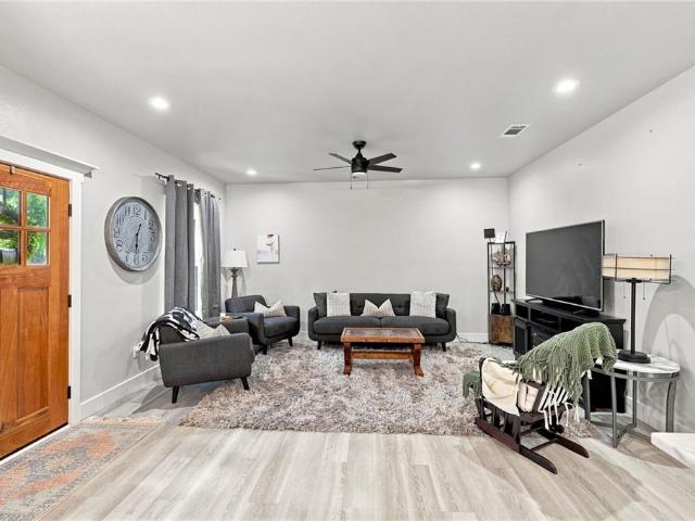 57123 Oliphant Trail