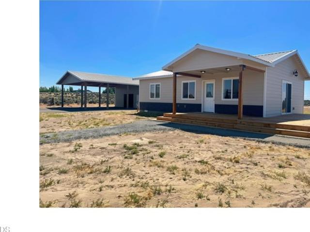 57120 Arrowhead Loop, Christmas Valley, OR 97641