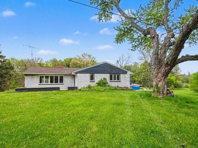 5712 N 24th St, Kalamazoo, MI 49004