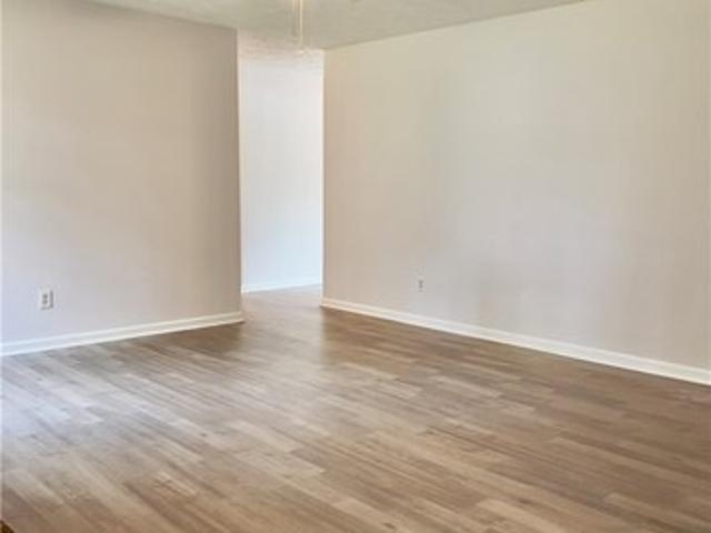 5712 Bibar Rd, Fayetteville, NC 28304