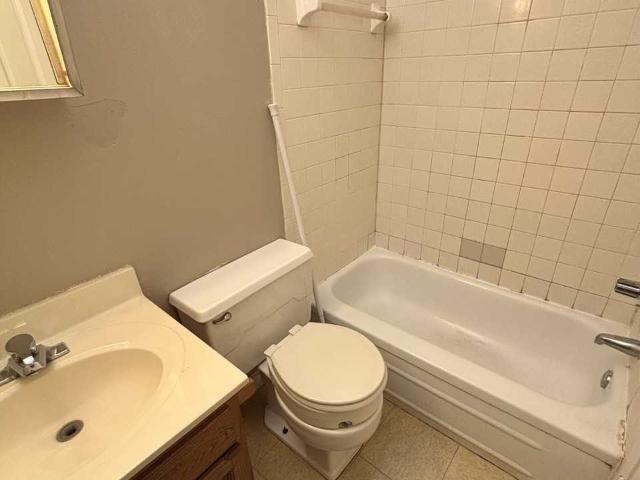 5712 Edson #3 1 Bedroom Apartment for Rent at 5712 Edson Street, Haslett, MI 48840
