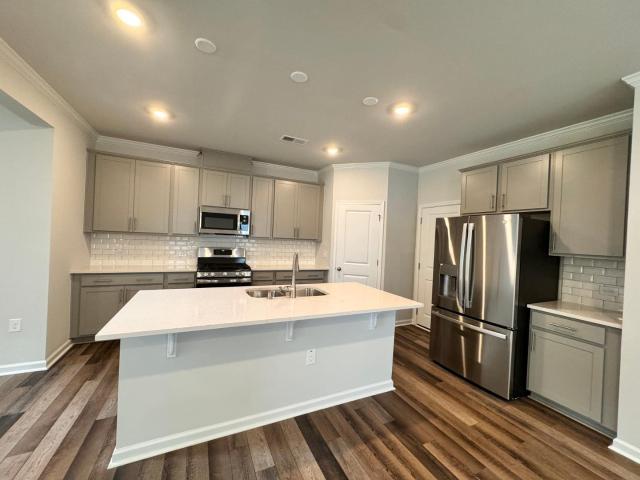 5712 Woodlawn Drive