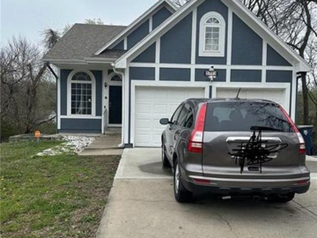 5713 Norton Ave, Kansas City, MO 64130