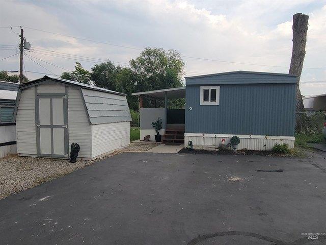 571 Caldwell Blvd Trlr 9, Nampa, ID 83651