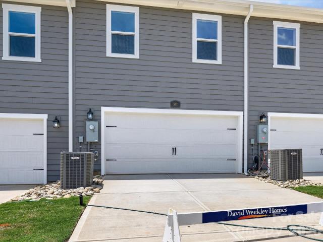 571 Cape Cod Way
