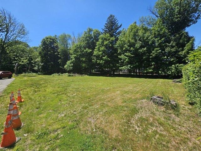 571 Crescent St, Brockton, MA 02302