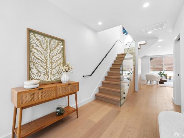 571 Gates St, San Francisco, CA 94110 | MLS #426122 | Compass