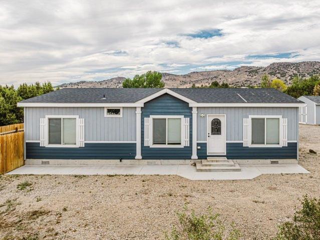 571 Holiday Dr, Spring Creek, NV 89815