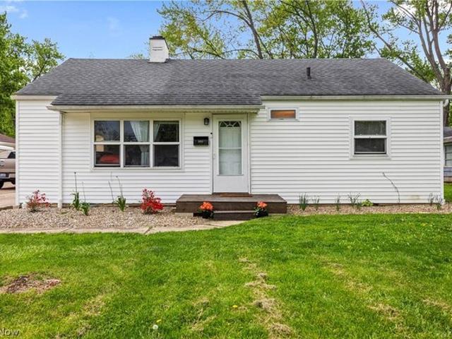 571 Hilliard Rd, Elyria, OH 44035