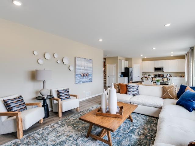 571 Lismore Circle